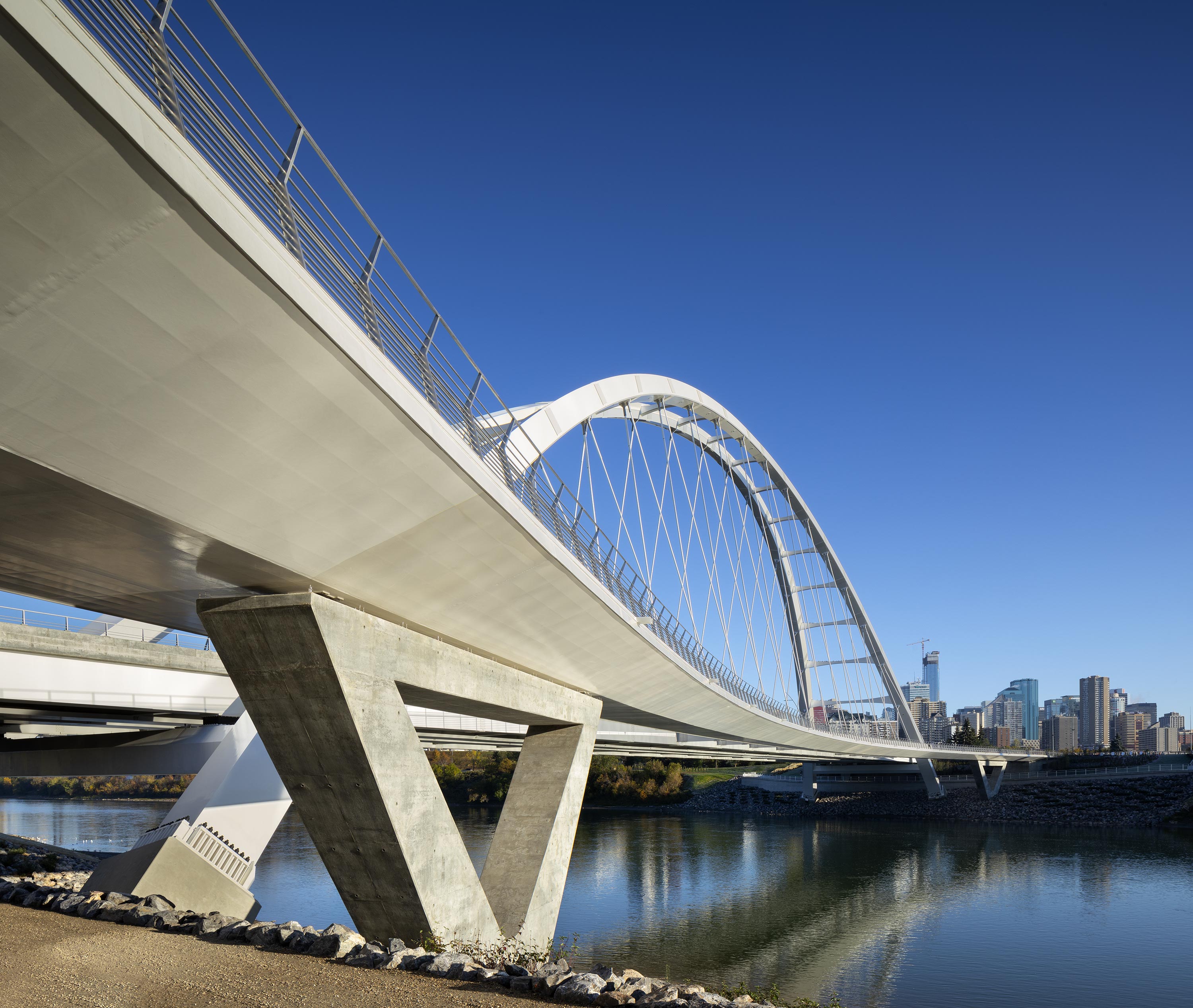 Walterdale_Bridge_(23) - Tom Arban