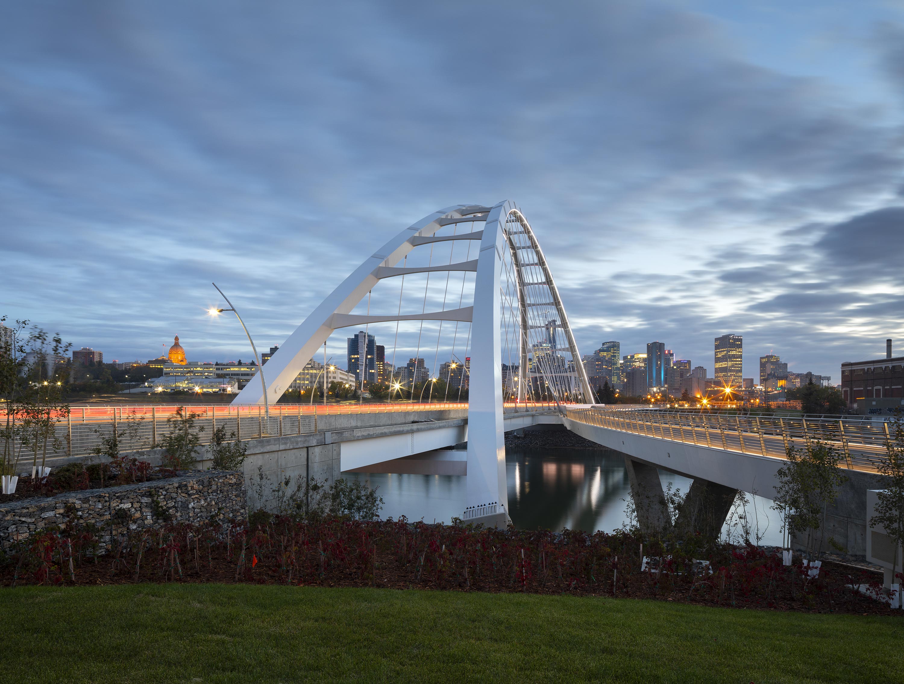 Walterdale_Bridge_(58) - Tom Arban